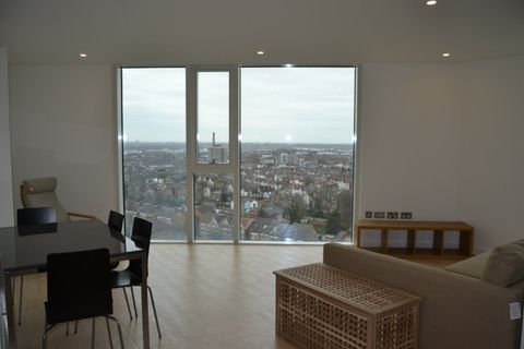 2 bed flat to rent in Newgate Tower, Newgate, Croydon CR0, £2,000 pcm ...