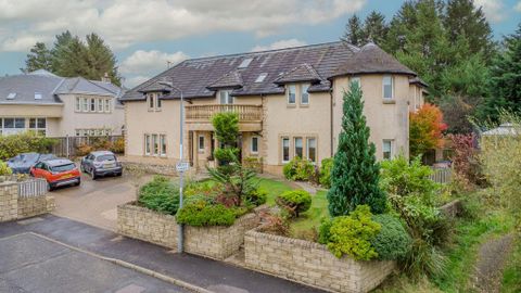 Mere Court, Dullatur G68, 7 bed villa for sale, £935,000 - Zoopla