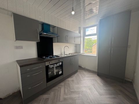 Briercliffe Road, Burnley BB10, 2 bed flat to rent, £625 pcm - Zoopla