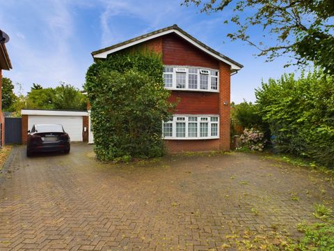 5 bed detached house for sale in Chapel Close, Comberbach, Northwich ...