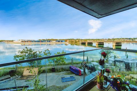 Meridian Way, Southampton SO14, 2 bed flat for sale, £250,000 - Zoopla