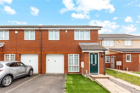 Coltishall Road, Hornchurch RM12, 3 bed end terrace house for sale, £ ...