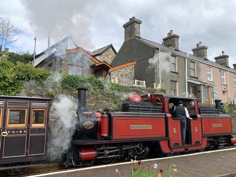 2 bed end terrace house for sale in Penrhyndeudraeth, Gwynedd LL48, £ ...