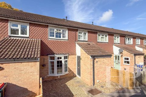 3 bed terraced house for sale in Ambleside Close, Ifield RH11, £350,000 ...