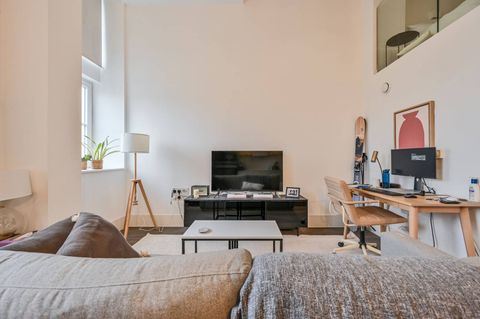1 bed flat for sale in Charles Hayward Building, Goldsmiths Row ...