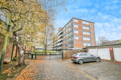 2 bed flat for sale in Sanderson Mews, West Stockwell Street ...