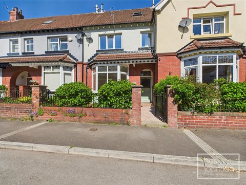Mackintosh Road, The Common, Pontypridd CF37, 3 bed terraced house for ...
