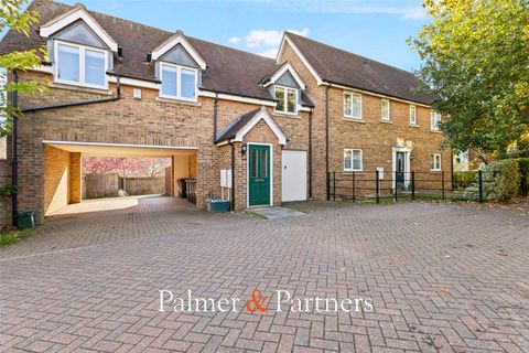 Hakewill Way, Colchester, Essex CO4, 2 bed flat for sale, £210,000 - Zoopla