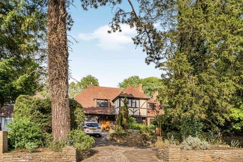 Coulsdon Road, Coulsdon CR5, 4 bed detached house for sale, £900,000 ...