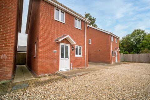 Main Road, Little Fransham NR19, 2 bed link detached house to rent, £ ...
