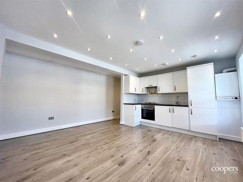 Park House, High Street, Ruislip Manor HA4, 1 bed flat to rent, £1,450 ...