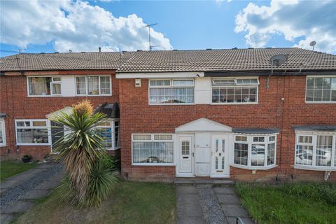 Allerton Grange Way, Leeds, West Yorkshire LS8, 2 bed town house for ...