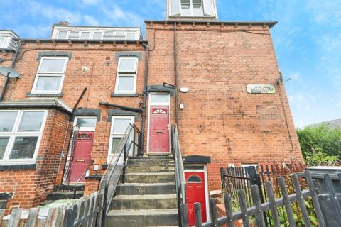 Bayswater Road, Leeds LS8, 2 bed terraced house for sale, £160,000 - Zoopla