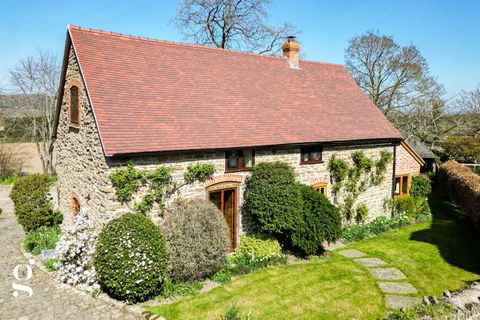 Perton, Stoke Edith, Hereford HR1, 3 bed barn conversion for sale, £ ...