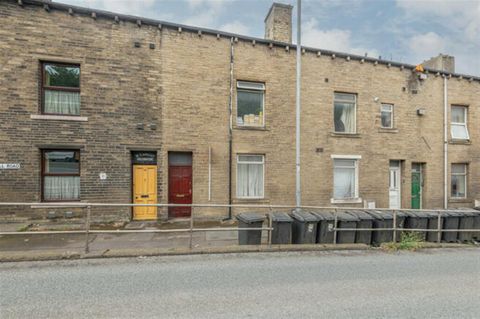 7 bed terraced house for sale in Beacon Hill Road, Halifax HX3, £ ...