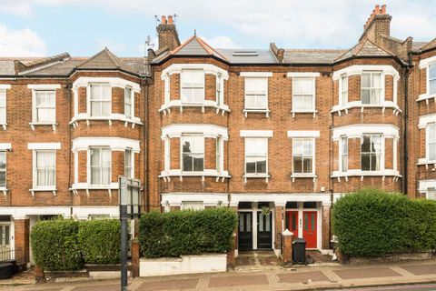 Latchmere Road, Clapham Junction SW11, 2 bed flat for sale, £550,000 ...
