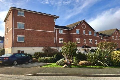 2 bed flat to rent in Old Coach Road, Runcorn WA7, £750 pcm - Zoopla