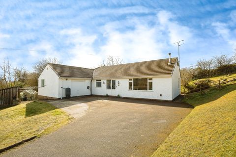 Ochr-Y-Foel, Eryrys, Mold, Denbighshire CH7, 3 bed bungalow for sale, £ ...