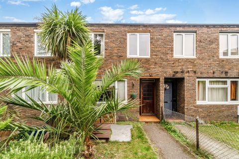 Arabella Drive, London SW15, 3 bed terraced house for sale, £550,000 ...