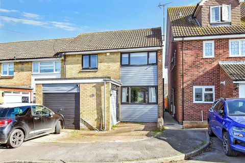 3 bed end terrace house for sale in Heron Way, Lower Stoke, Rochester ...