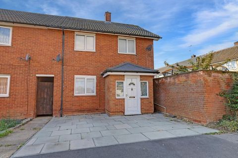 Spenders Close, Basildon, Essex SS14, 3 bed end terrace house for sale ...
