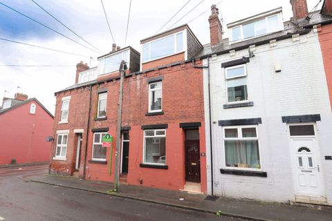 3 bed terraced house to rent in Victoria Grove, Leeds, West Yorkshire ...