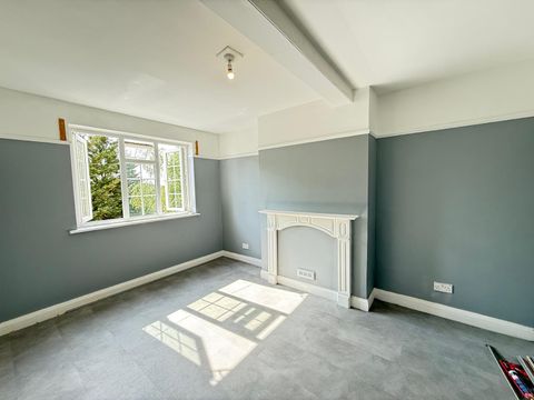 Rayners Lane, Pinner, Greater London HA5, 4 bed flat to rent, £2,500 ...