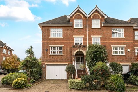 The Riverside, Graburn Way, East Molesey KT8, 4 bed end terrace house ...