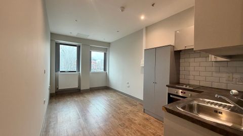 Week Street, Maidstone ME14, Studio to rent, £750 pcm - Zoopla