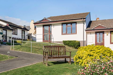 Bishops Court, Bishopsteignton TQ14, 2 bed terraced bungalow for sale ...