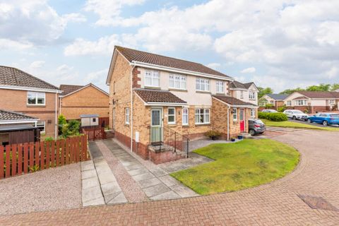Craigengar Avenue, Uphall, West Lothian EH52, 3 bed semi-detached house ...