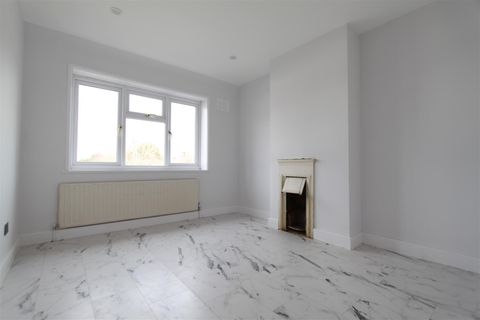 3 bed terraced house to rent in Dunkery Road, Mottingham, London SE9, £ ...