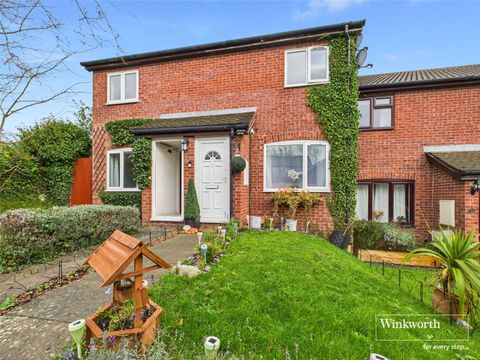 Stable Close, Burghfield Common, Reading, Berkshire RG7, 2 bed terraced ...