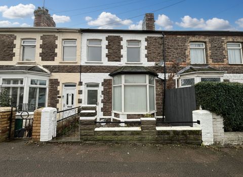 Dobbins Road, Barry CF63, 3 bed terraced house for sale, £200,000 - Zoopla