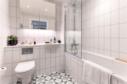 1 bed flat to rent in UNCLE Leeds, 3 Whitehall LS12, £1,084 pcm - Zoopla