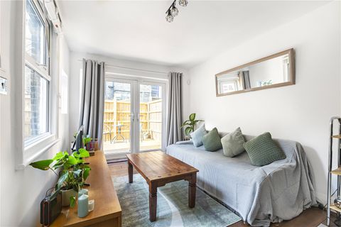 2 bed flat for sale in Morrish Road, London SW2, £500,000 - Zoopla
