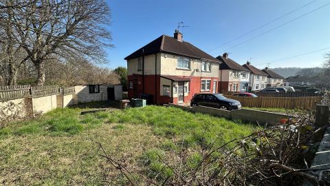 2 bed semi-detached house for sale in Ravenscliffe Avenue, Bradford ...