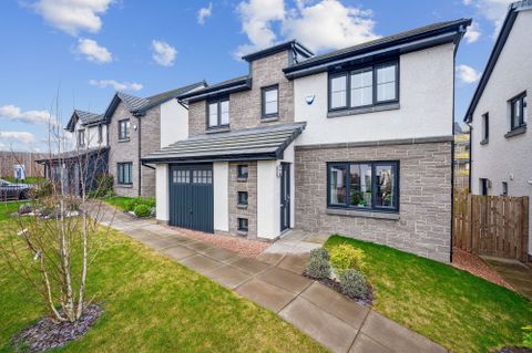 Drover's Gate, Crieff PH7, 4 bed detached house for sale, £314,000 - Zoopla