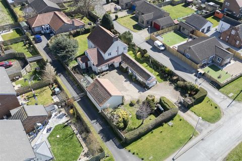 Hutton Road, Cranswick YO25, 5 bed detached house for sale, £495,000 ...