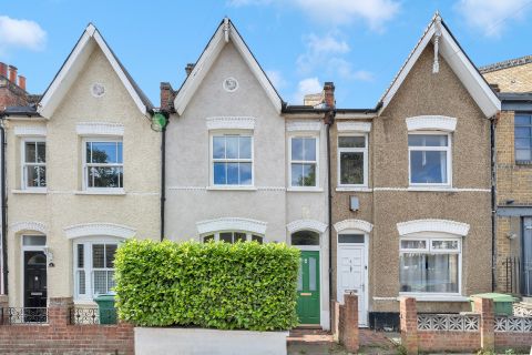 3 bed terraced house for sale in Rye Road, Peckham SE15, £825,000 - Zoopla