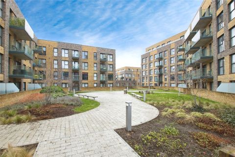 James Smith Court, Dartford, Kent DA1, 2 bed flat for sale, £162,500 ...