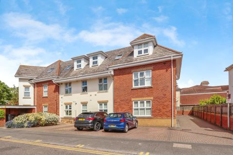 Capstone Road, Bournemouth BH8, 1 bed flat to rent, £1,000 pcm - Zoopla