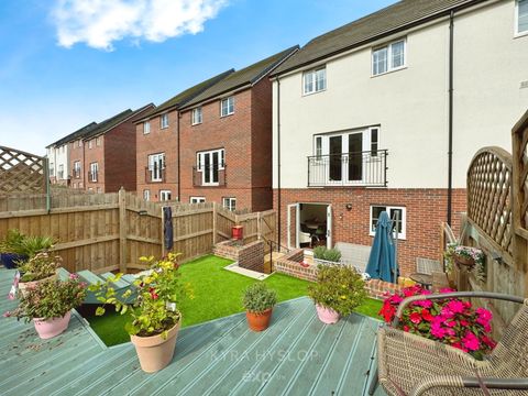 4 bed end terrace house for sale in Tithebarn, Exeter EX1, £350,000 - Zoopla