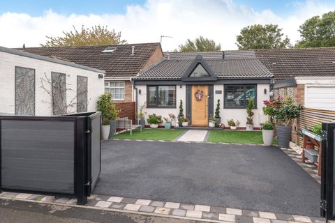 Redcroft Green, Newcastle Upon Tyne, Tyne And Wear NE5, 3 bed bungalow ...