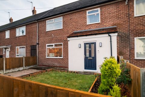 3 bed terraced house for sale in Chatcombe Road, Wythenshawe ...