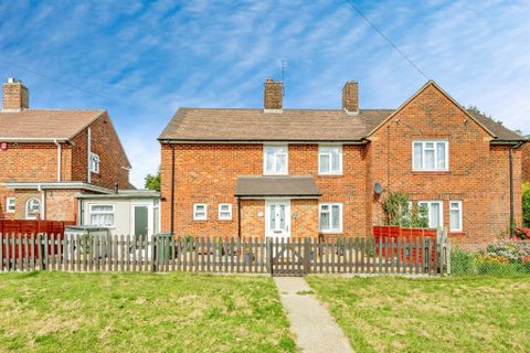 Ifield Road, Crawley RH11, 3 bed semi-detached house for sale, £450,000 ...