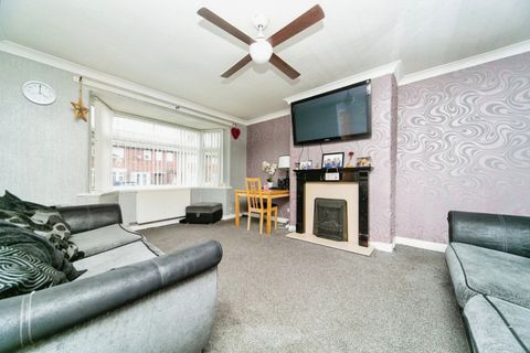 3 bed semi-detached house for sale in Lewis Avenue, Warrington WA5, £190,000 - Zoopla