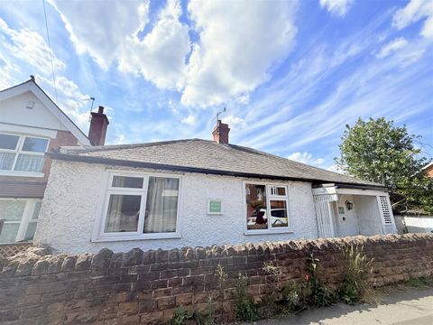 2 bed detached bungalow to rent in Blue Bell Hill Road, Nottingham NG3 ...