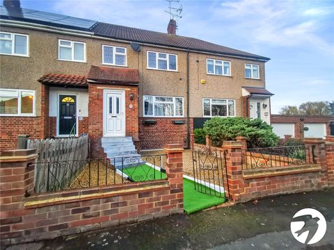 Walnut Tree Avenue, Dartford, Kent DA1, 3 bed terraced house to rent, £ ...