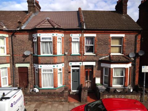 Reginald Street, Luton, Bedfordshire LU2, 3 bed terraced house for sale ...